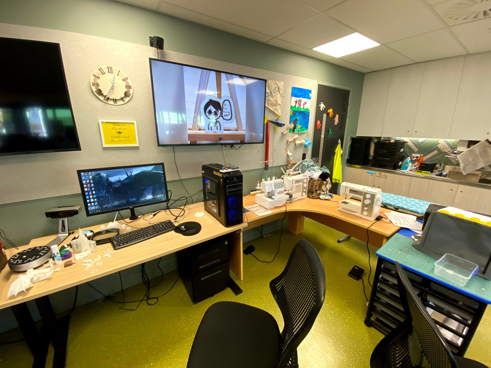 New Zealand Library Work: Tūhura HIVE Makerspace – Justin The Librarian