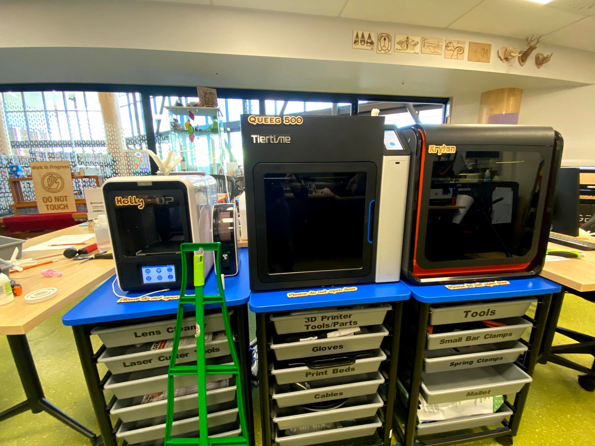 New Zealand Library Work: Tūhura HIVE Makerspace – Justin The Librarian